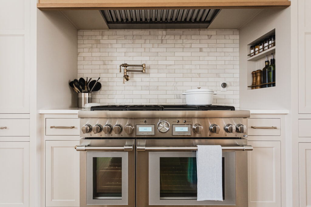 5 High End Practical Kitchen Features to Include